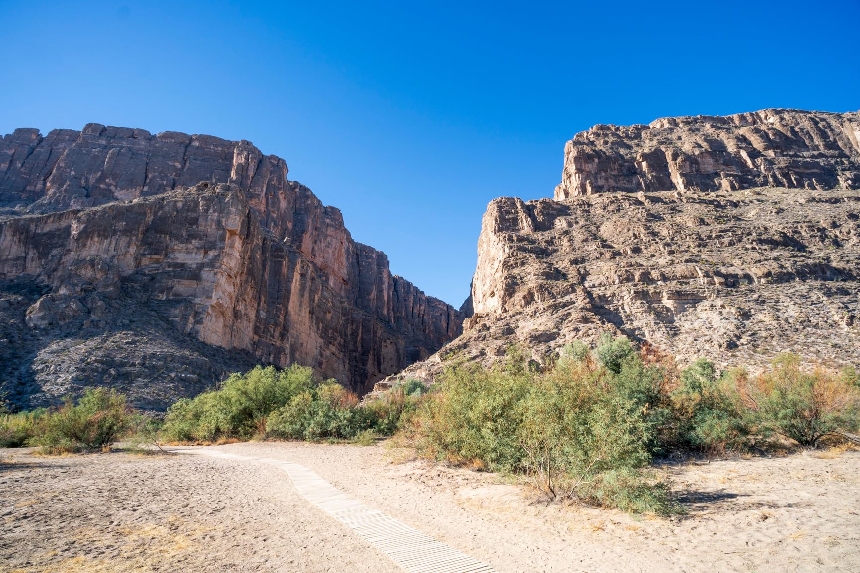 13 Best Wide Angle Lenses for Landscape Photographers (June 2026) Top Picks